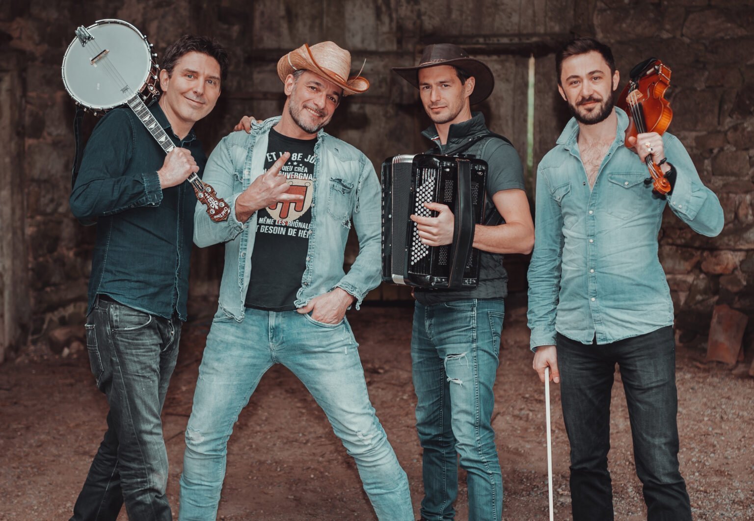 Wazoo, le groupe folk festif qui célèbre l’Auvergne